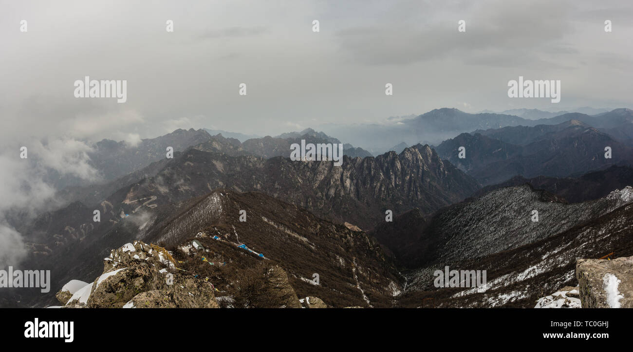 Ridge of shaanxi qinling hi-res stock photography and images - Alamy