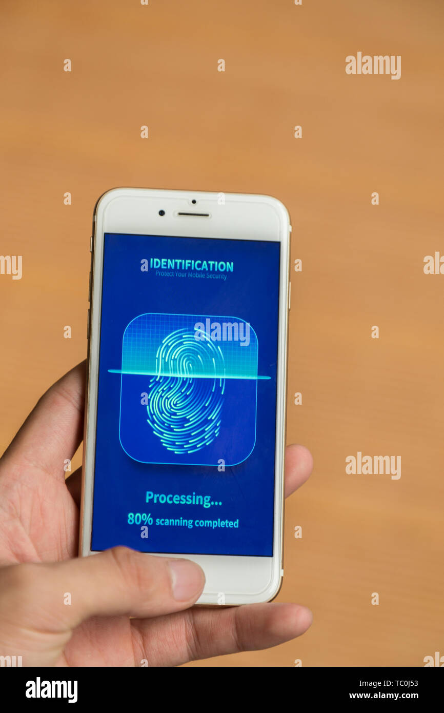 Mobile phone unlock hi-res stock photography and images - Alamy