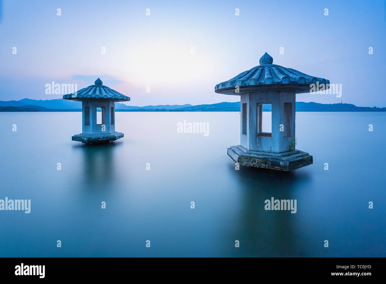 Zhejiang landmarks hi-res stock photography and images - Alamy