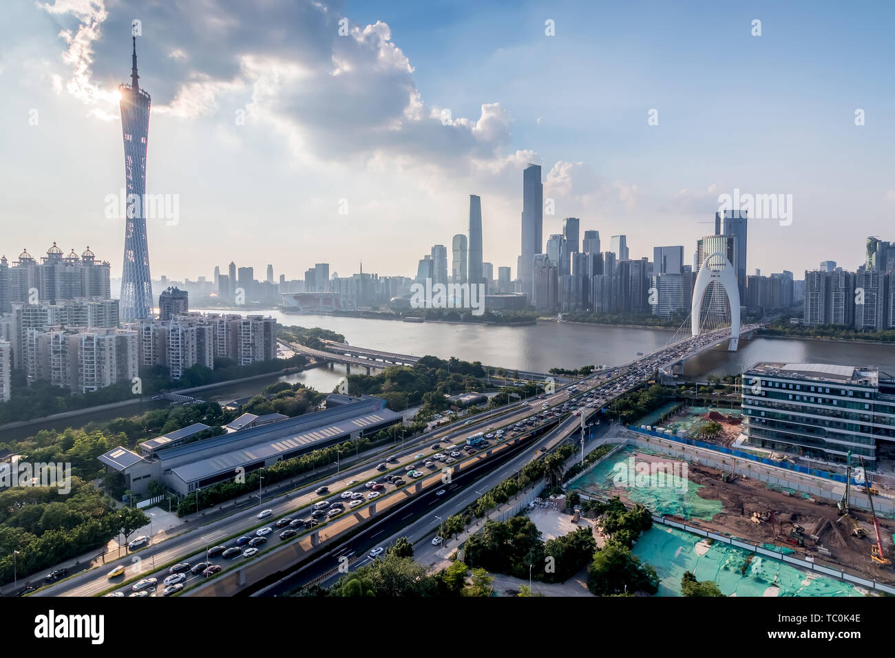 Guangzhou, Pearl River complex on both sides of the Stock Photo - Alamy