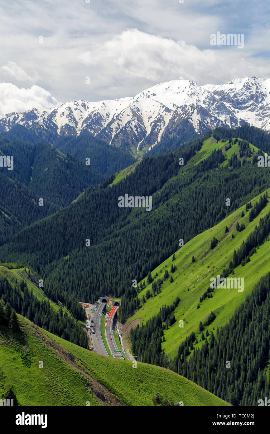 Xinjiang office birds eye view scenic spots and attractions hi-res ...