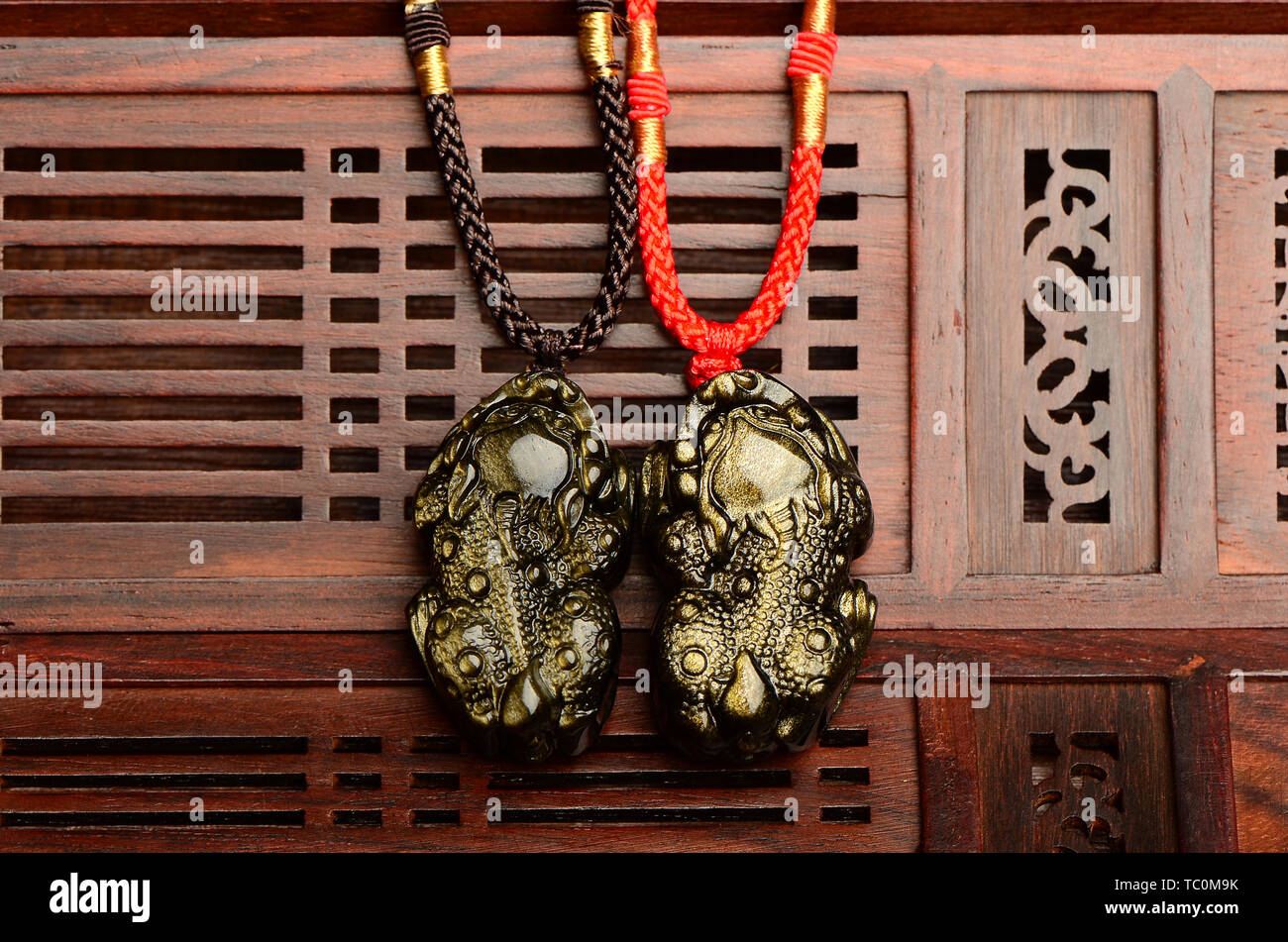 Gold pixiu hi-res stock photography and images - Alamy