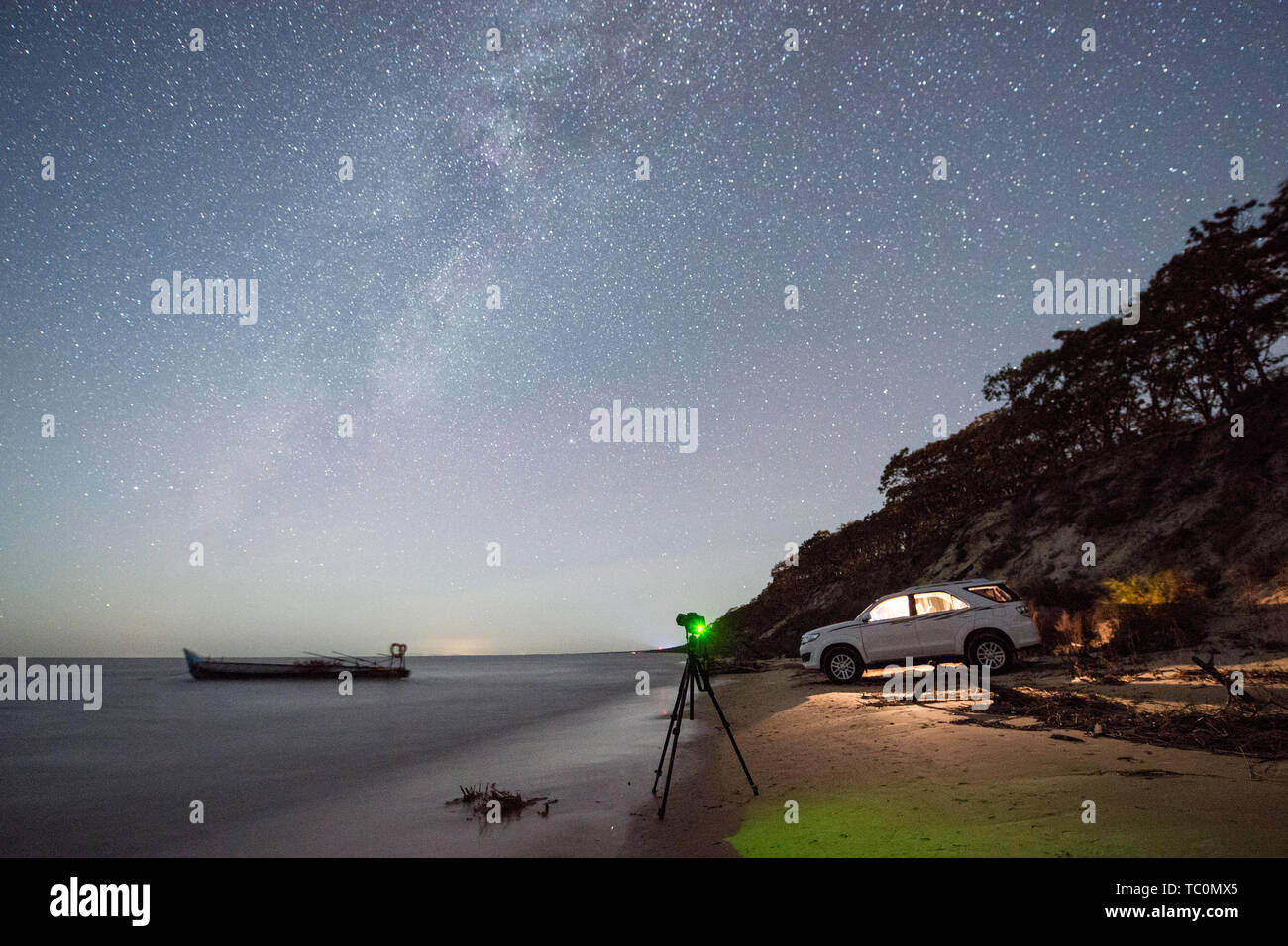 Sino-Russian border lake Xingkai lake starry sky Stock Photo - Alamy