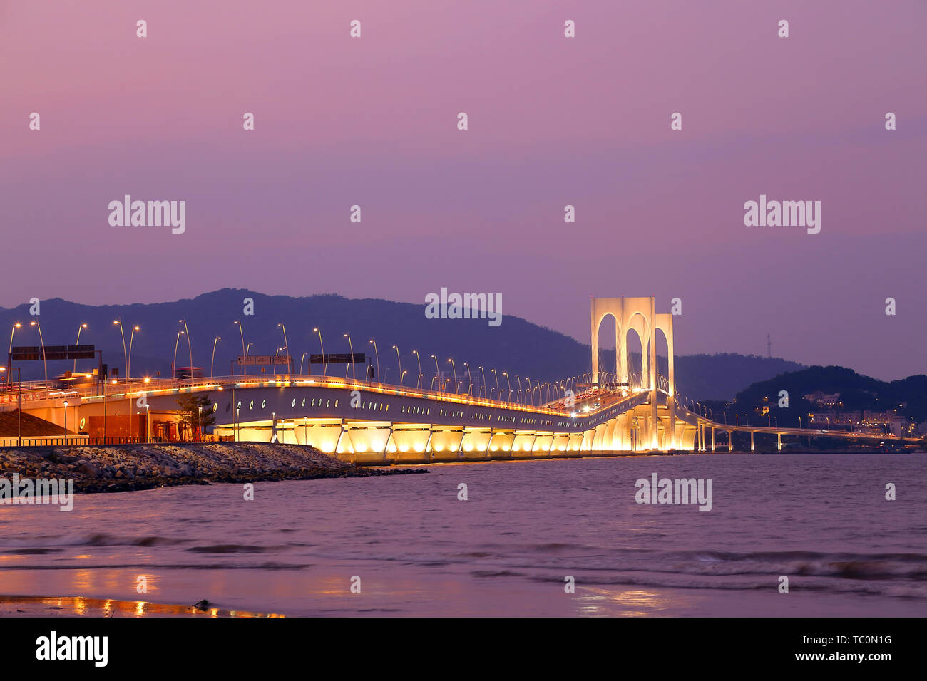 Sai wan bridge hi-res stock photography and images - Alamy