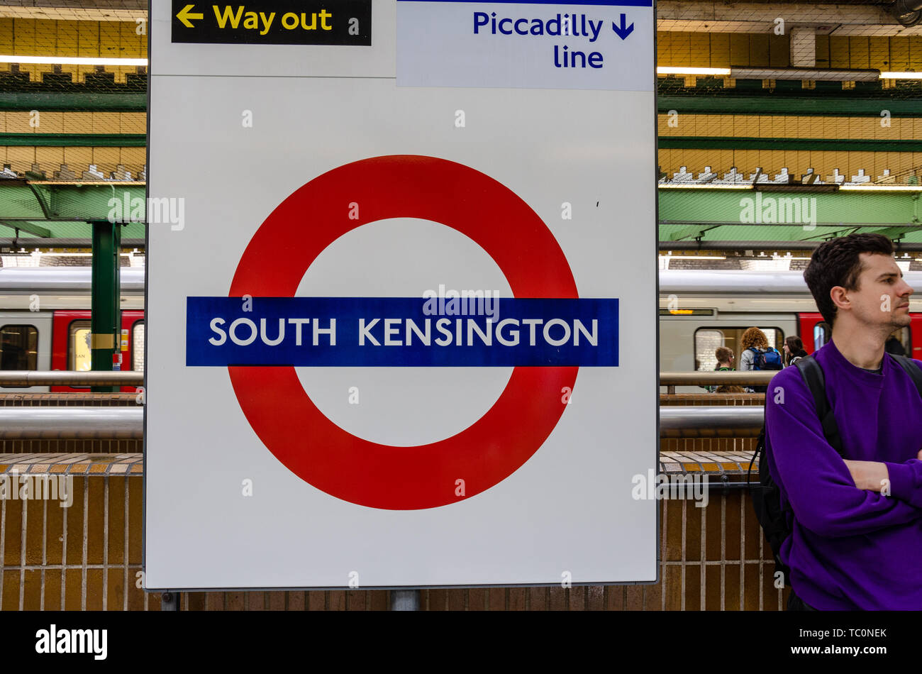 Station name sign at South Kensington London Underground Station Stock ...