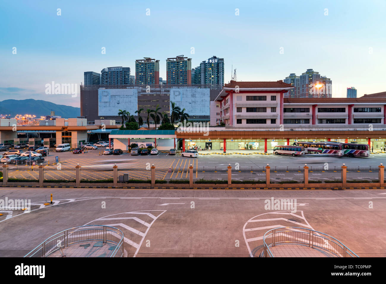 Huanggang hi-res stock photography and images - Alamy