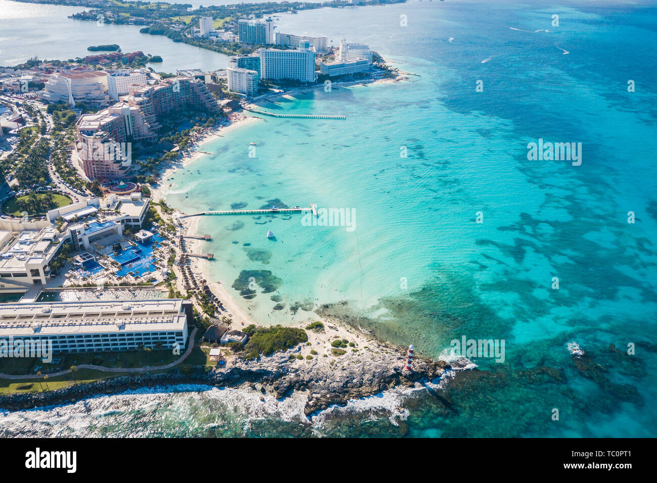 Aerial shot off the coast of Cancun, Mexico Stock Photo - Alamy