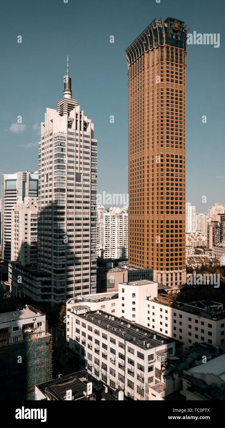 Downtown high-rise building Stock Photo - Alamy