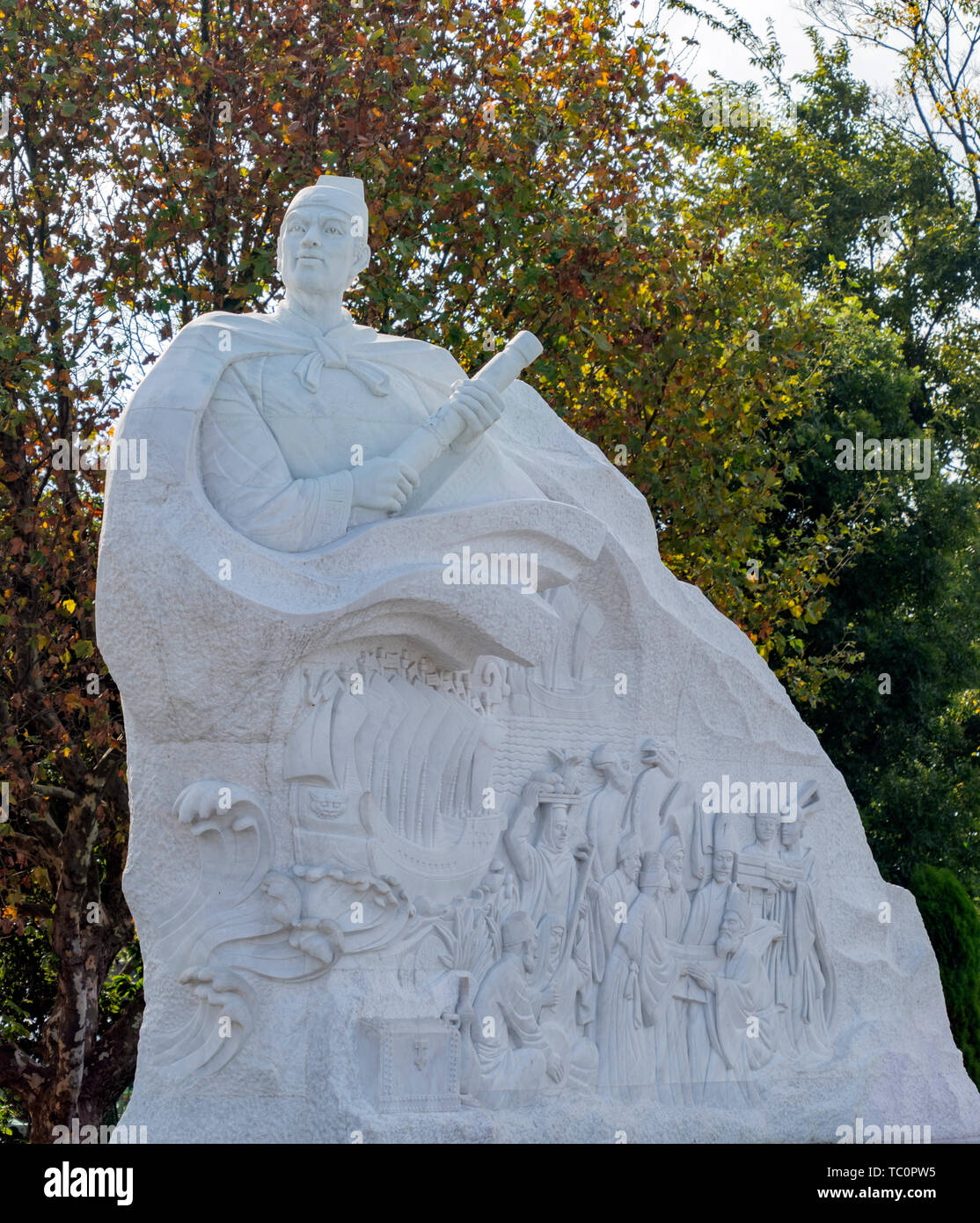 Statue of zheng he hi-res stock photography and images - Alamy