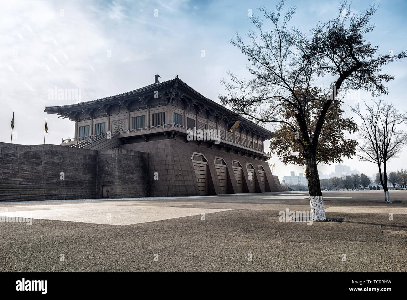 Daming palace hi-res stock photography and images - Alamy