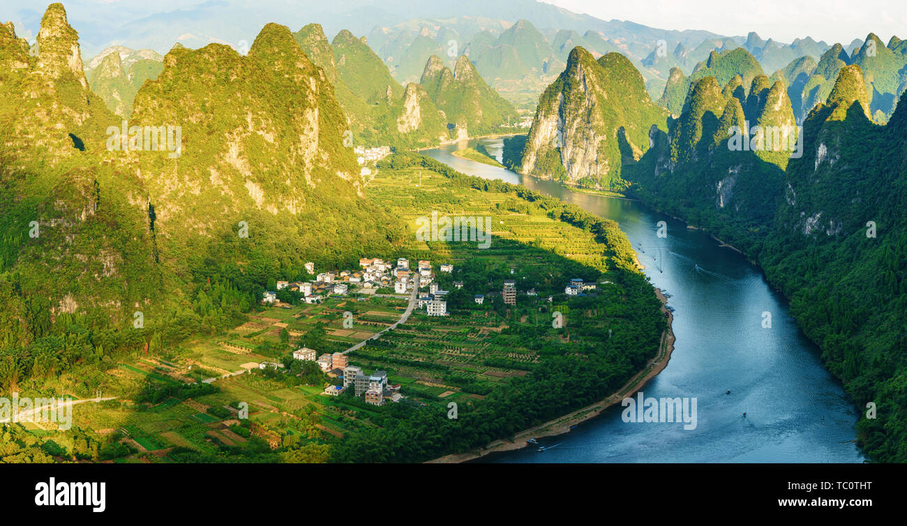 Scenery of Lijiang River, Yangshuo, Guilin Stock Photo - Alamy