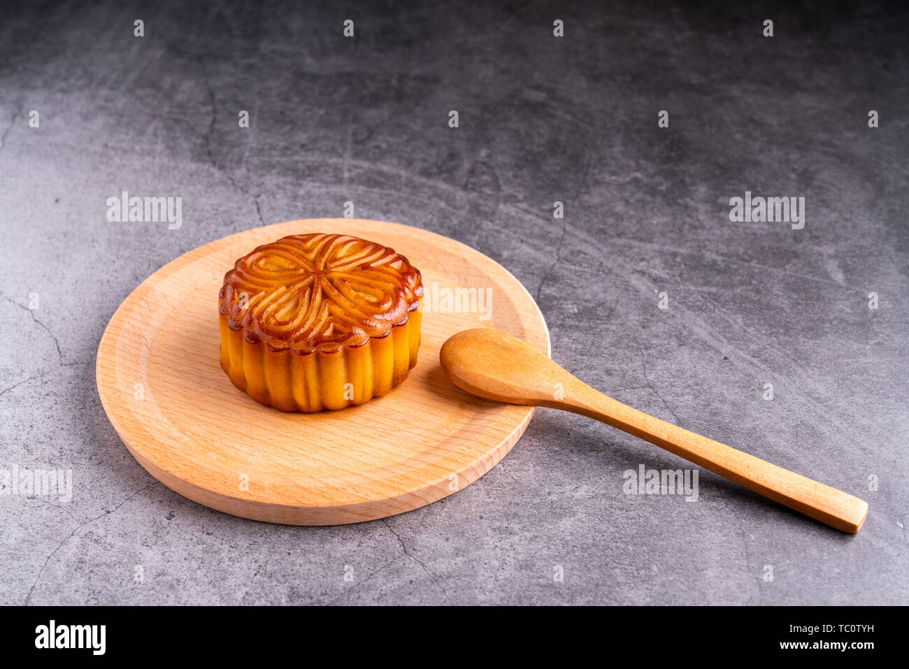 Mid-autumn moon mooncakes with gray background Stock Photo - Alamy