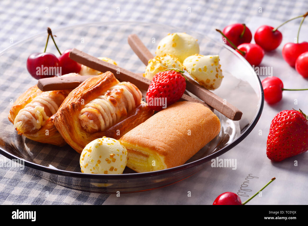Meal cake on a picnic cloth. Afternoon tea Stock Photo - Alamy