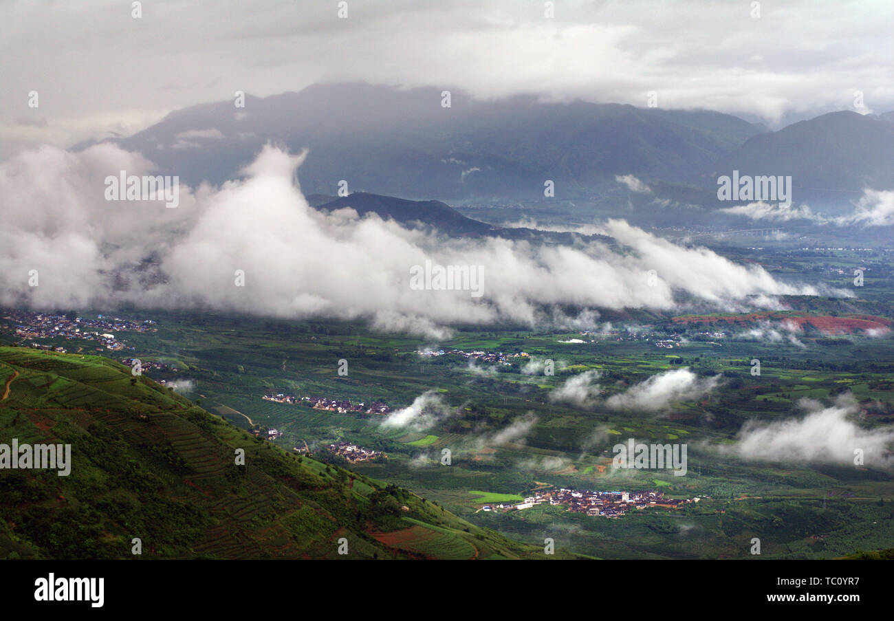 The scenery of the Grand Canyon in Yunnan Stock Photo - Alamy