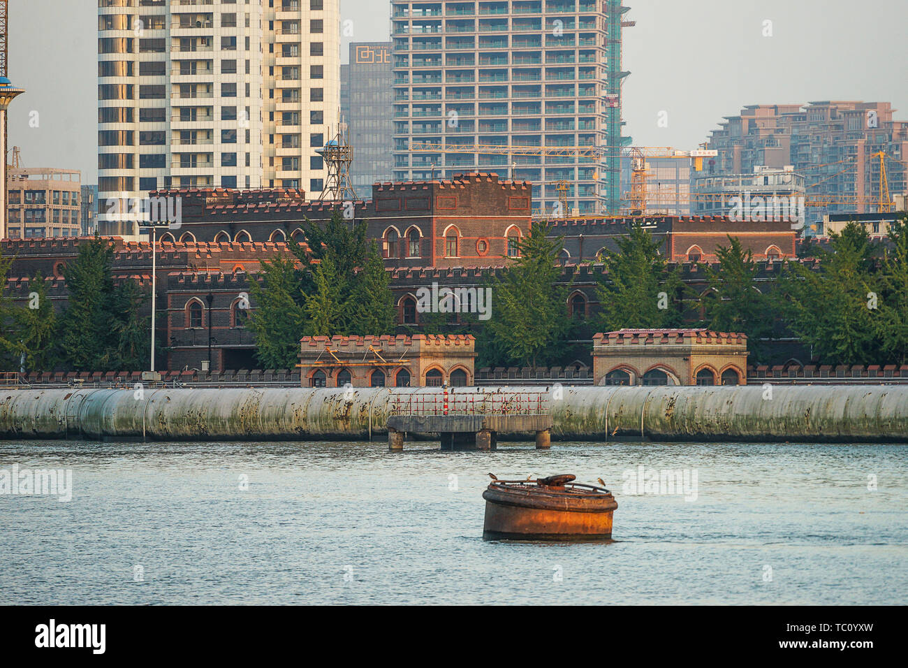 Intake water ship hi-res stock photography and images - Alamy
