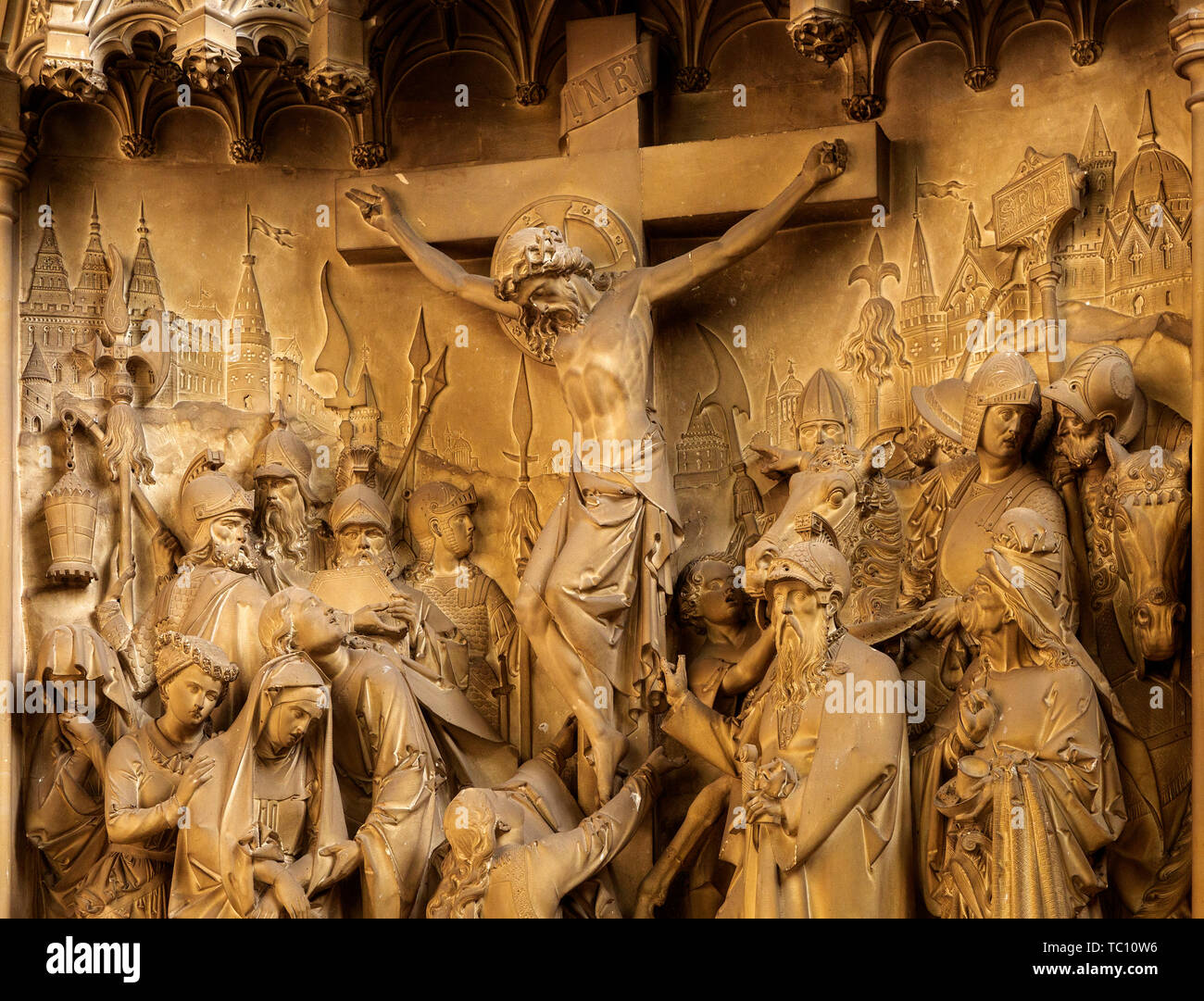 Reredos of caen stone hi-res stock photography and images - Alamy