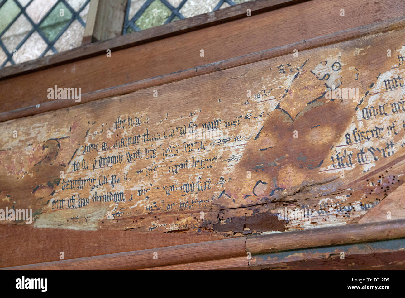 Ancient painted wall inscriptions in Clopton Chapel, Holy Trinity ...