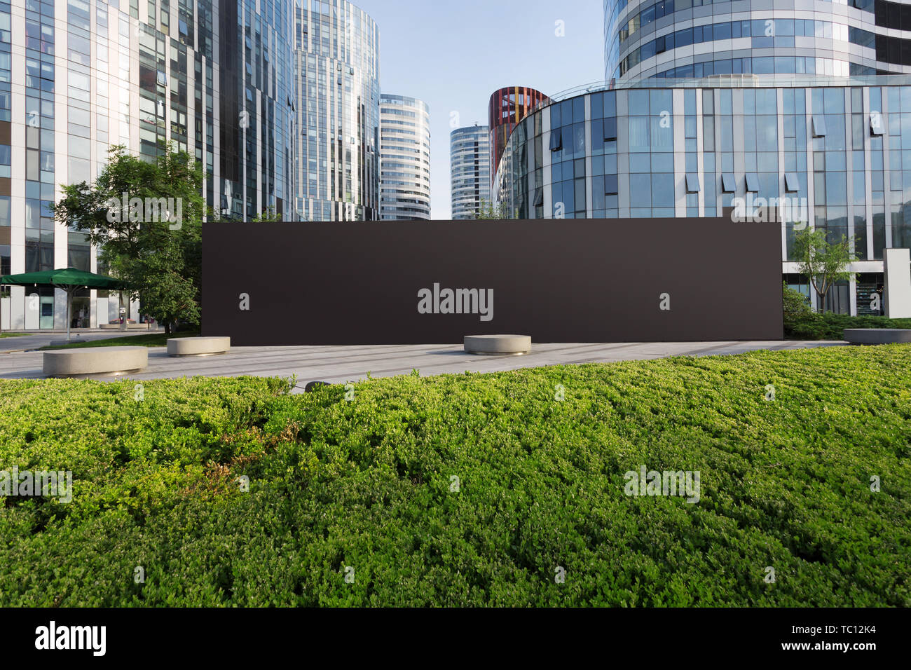 Modern business building exterior Stock Photo - Alamy