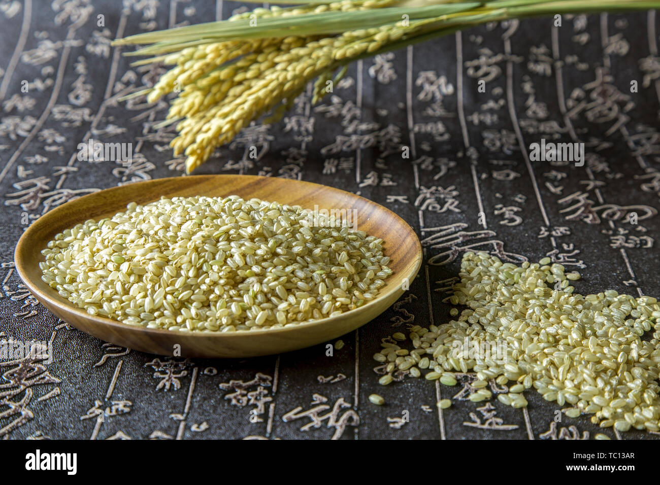 Close-up of grain and grain still life Stock Photo - Alamy