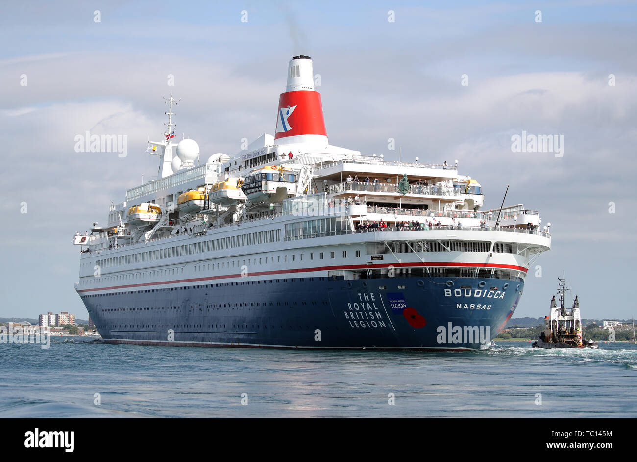 The MV Boudicca with D-Day veterans onboard arrives into Poole in ...