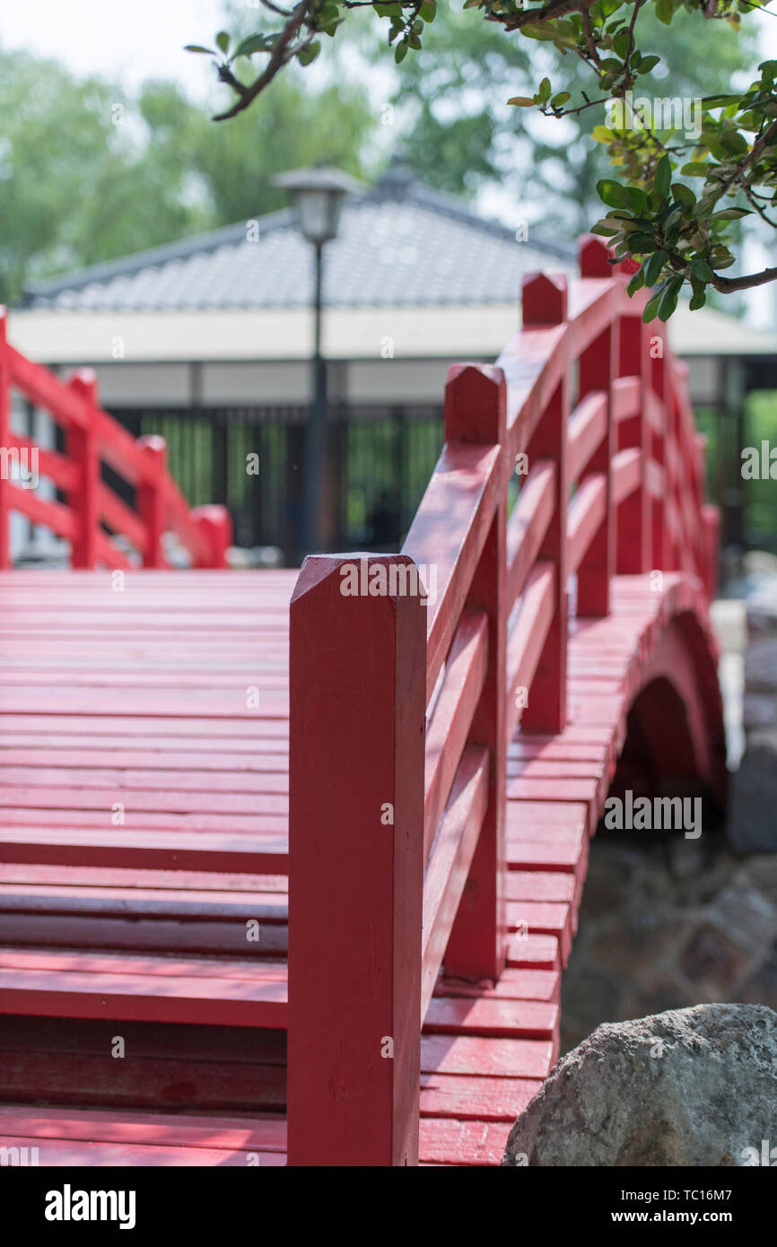 Small bridge japanese house hi-res stock photography and images - Alamy
