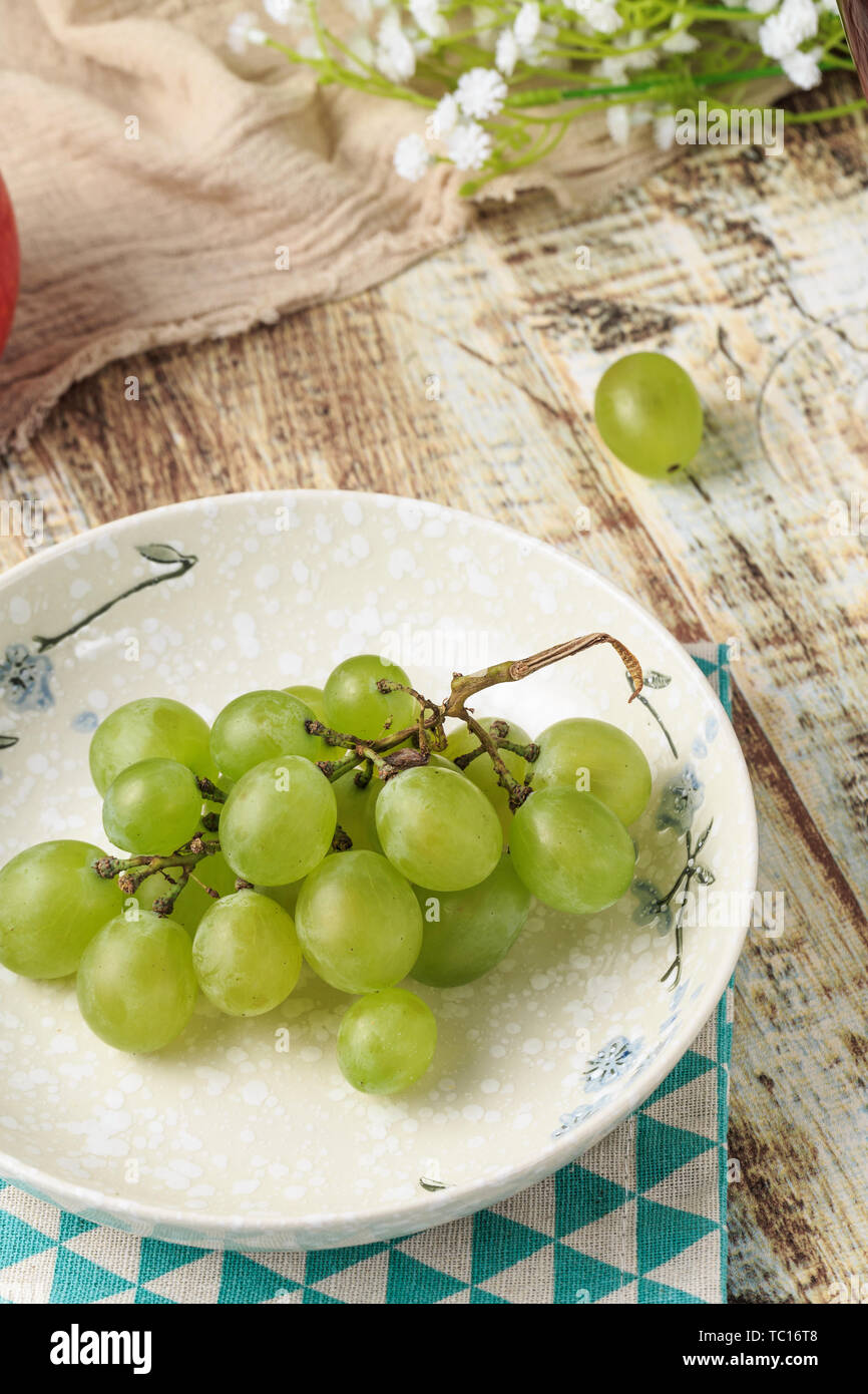 Fresh, delicious grapes Stock Photo - Alamy