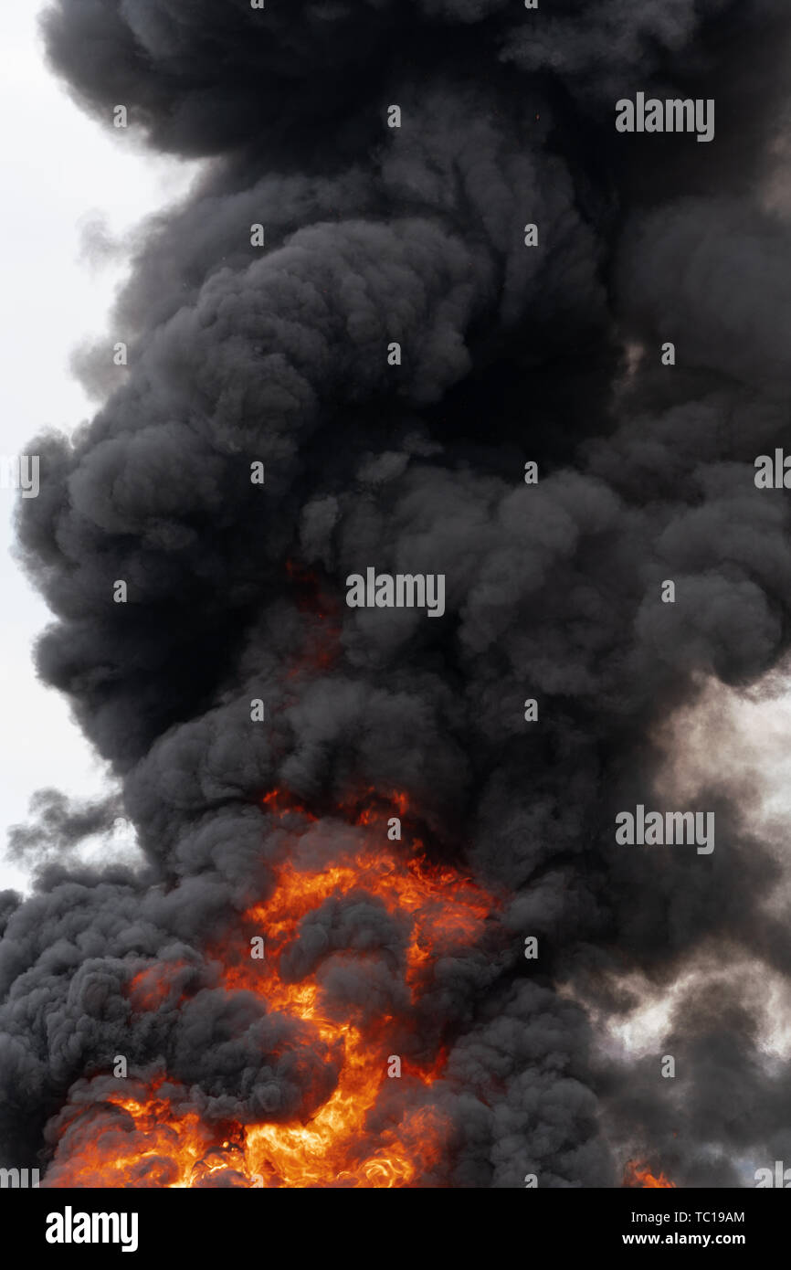 Fumes fireball hi-res stock photography and images - Alamy