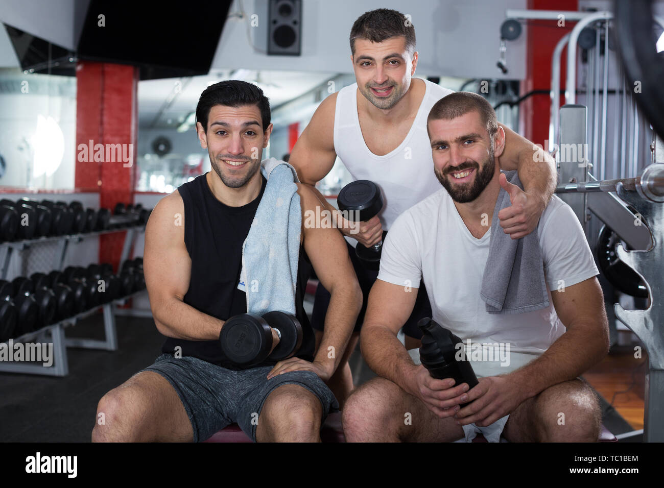 Muscle guys hi-res stock photography and images - Alamy