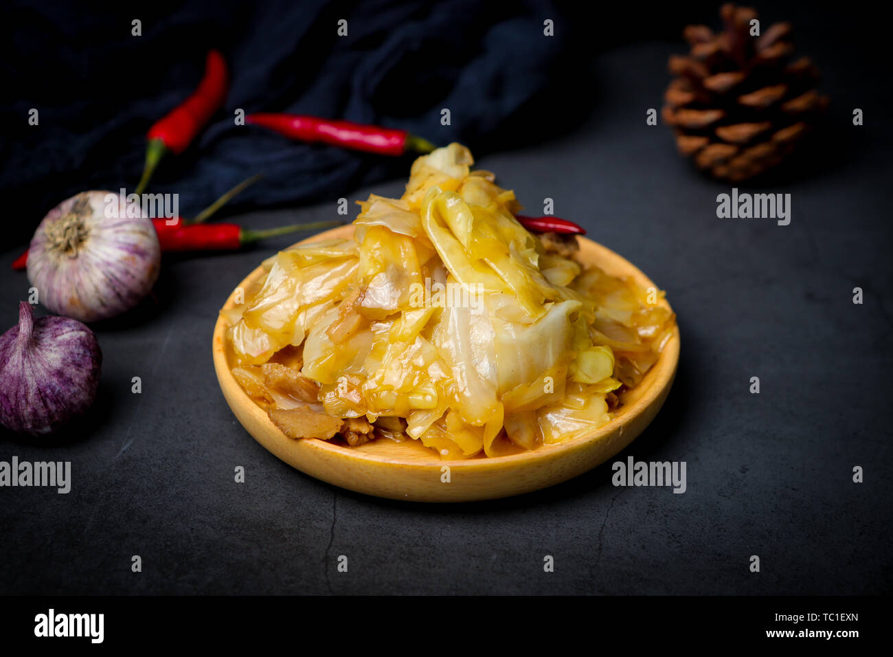Hand torn cabbage pot hi-res stock photography and images - Alamy