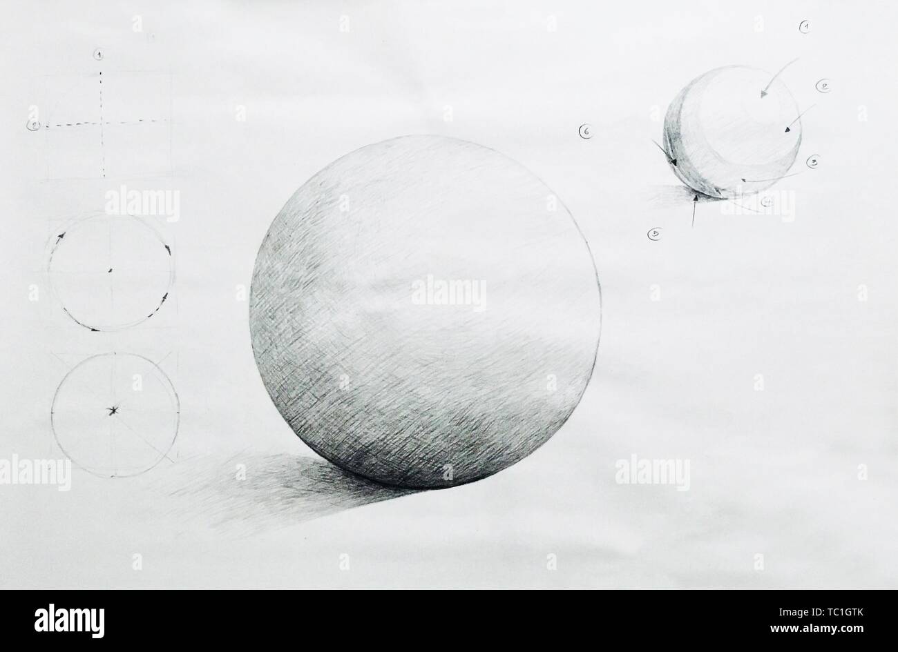 Illustration Hand Drawn Sketch of Sphere Shapes Set with Gradient ...