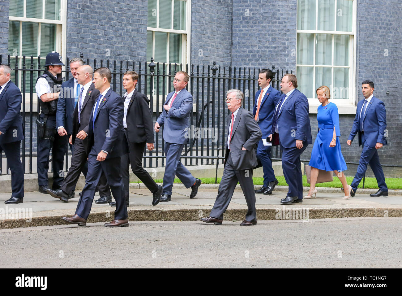 Presidential entourage hi-res stock photography and images - Alamy