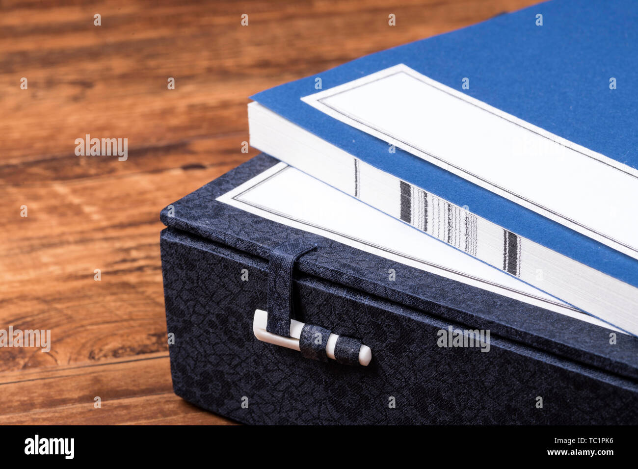 Wiring Books High Resolution Stock Photography and Images - Alamy