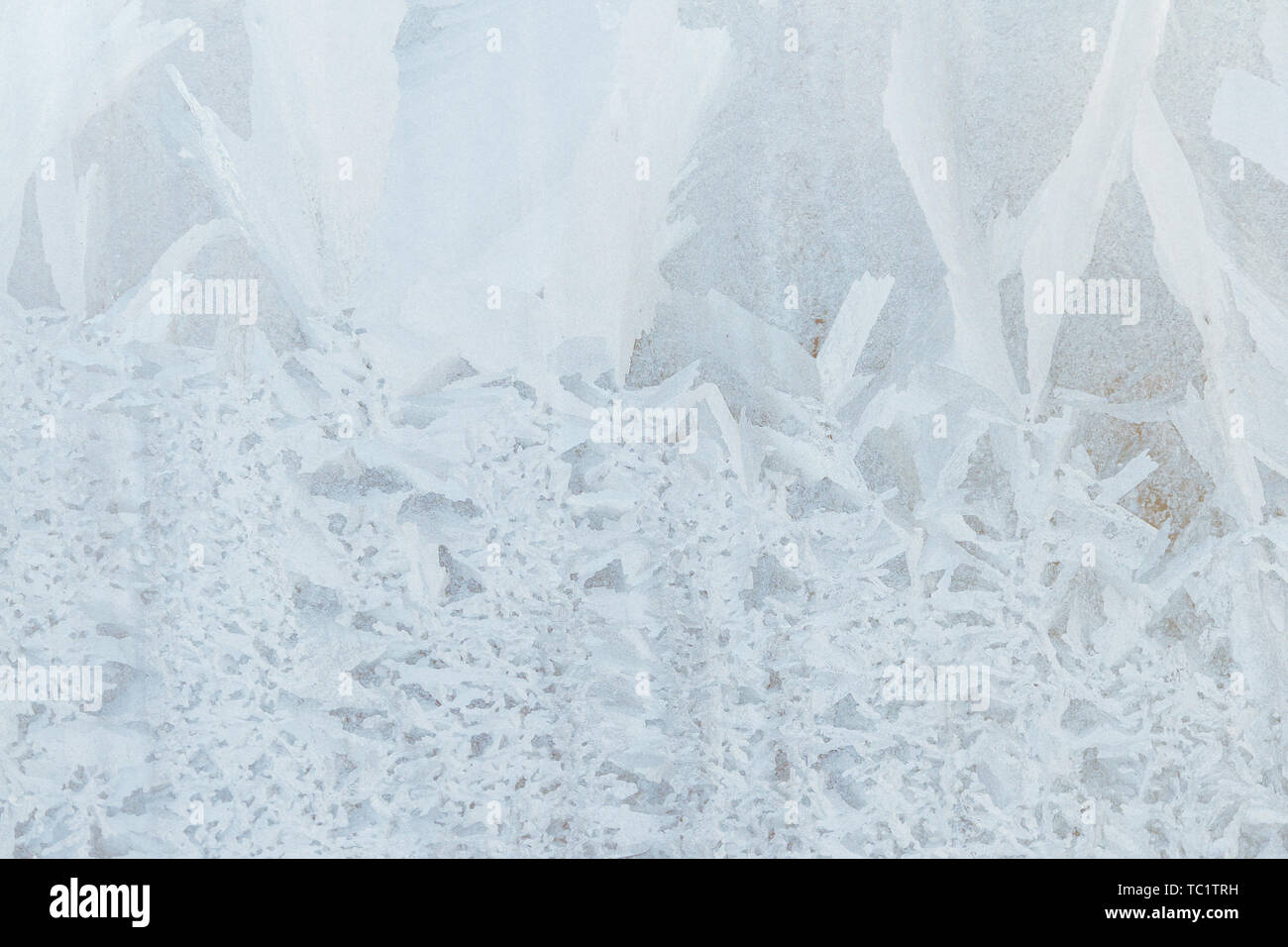 Frosty patterns on a frozen ice box in the early morning Stock Photo ...