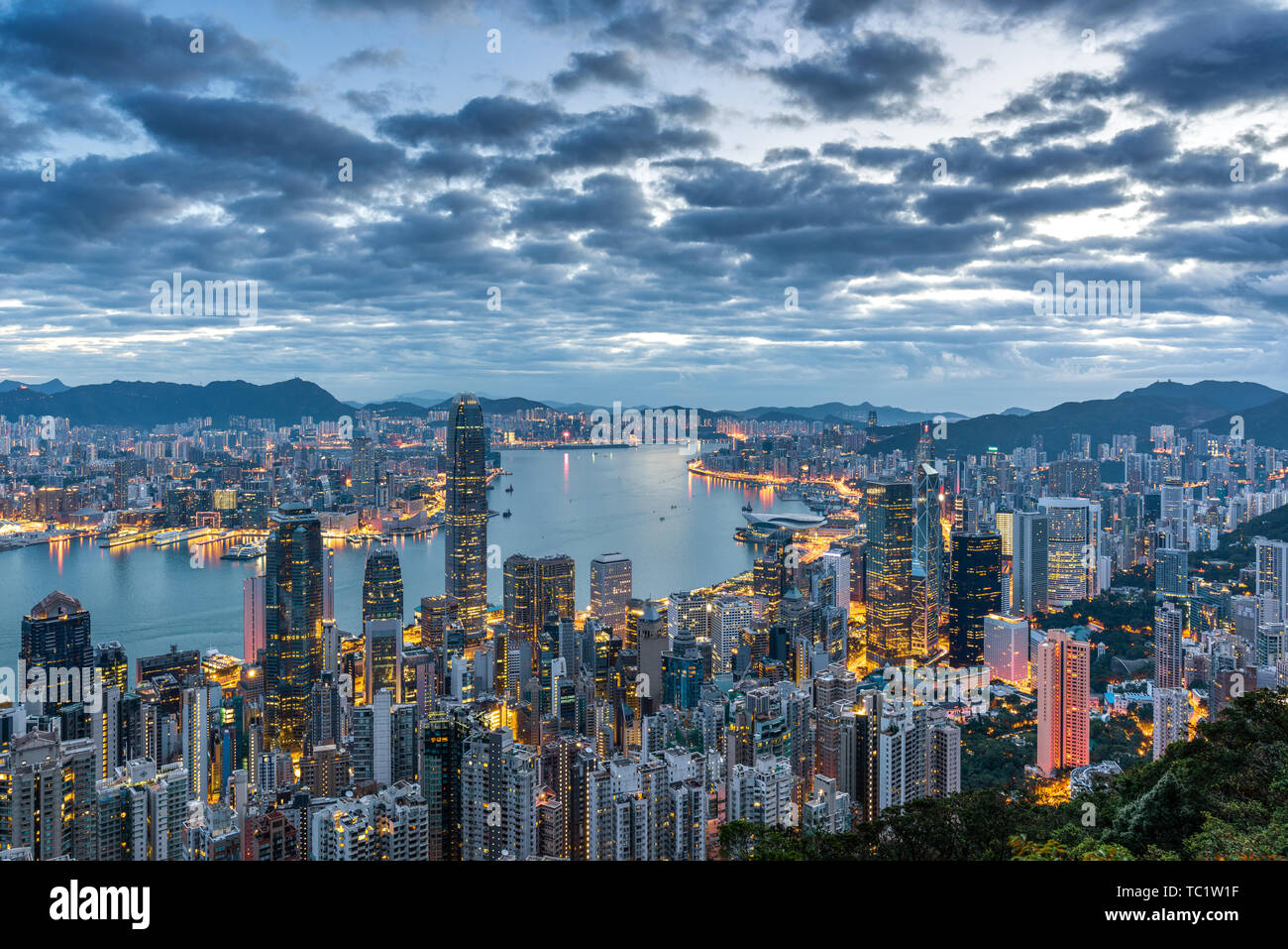 City skyline of Victoria Harbour, Hong Kong Stock Photo - Alamy