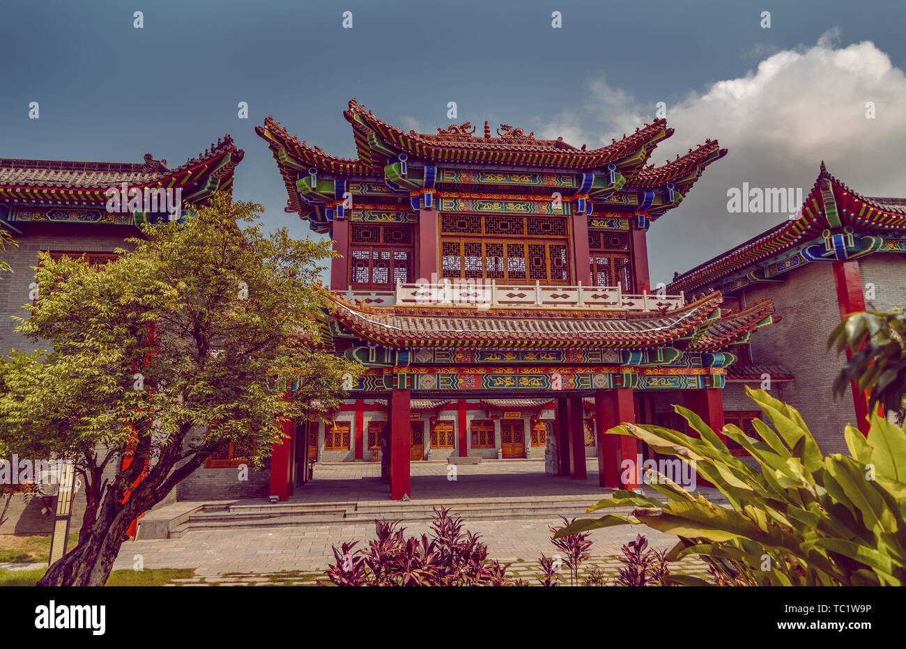 Chinese architecture, Chinese gardens, Chinese elements, real estate ...