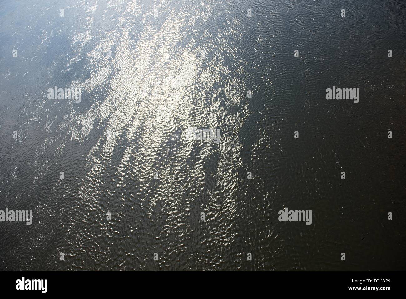 Beautiful ripple hi-res stock photography and images - Alamy