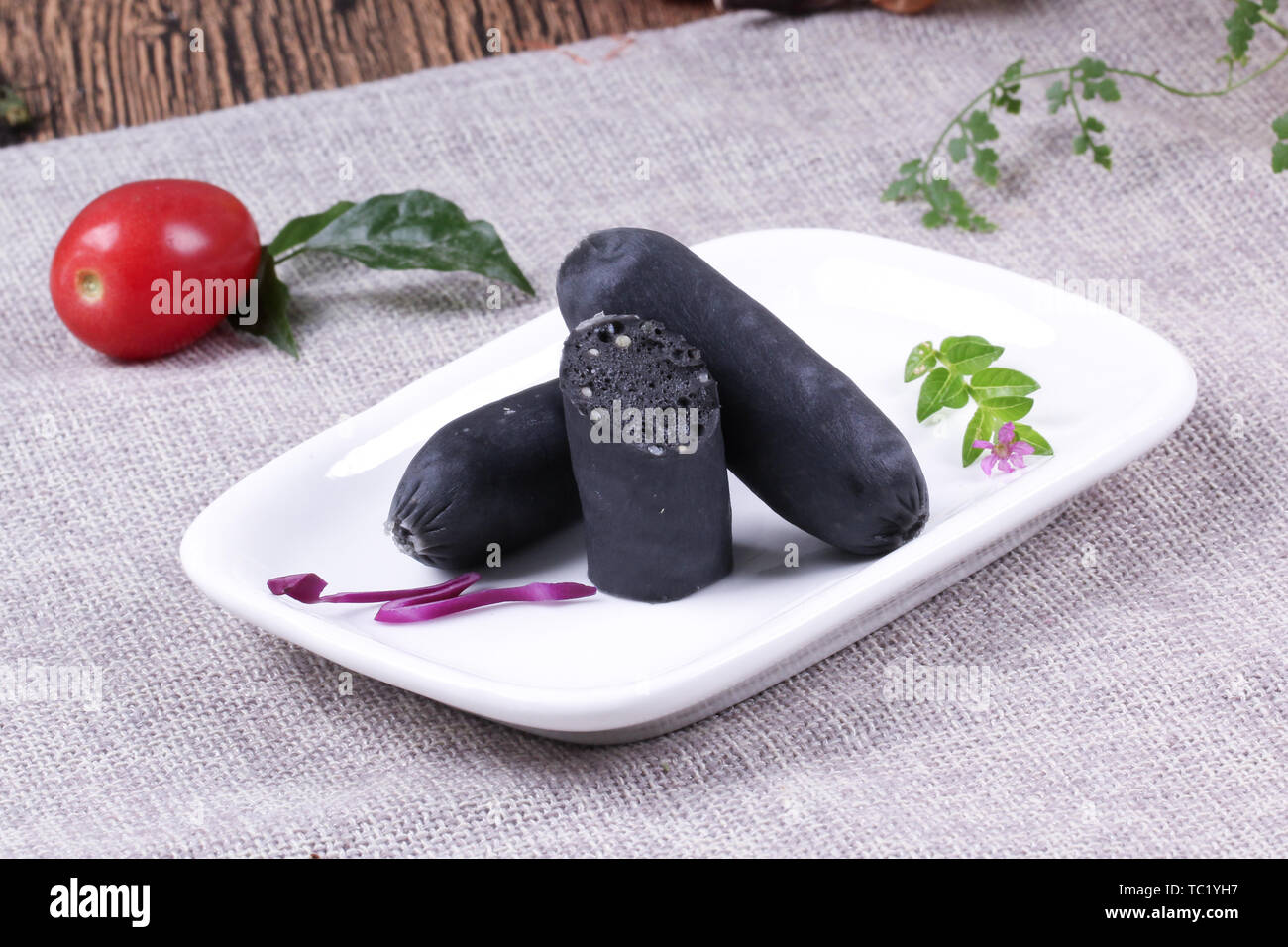 Cuttlefish intestine cuttlefish intestine black fish seeds ham ...