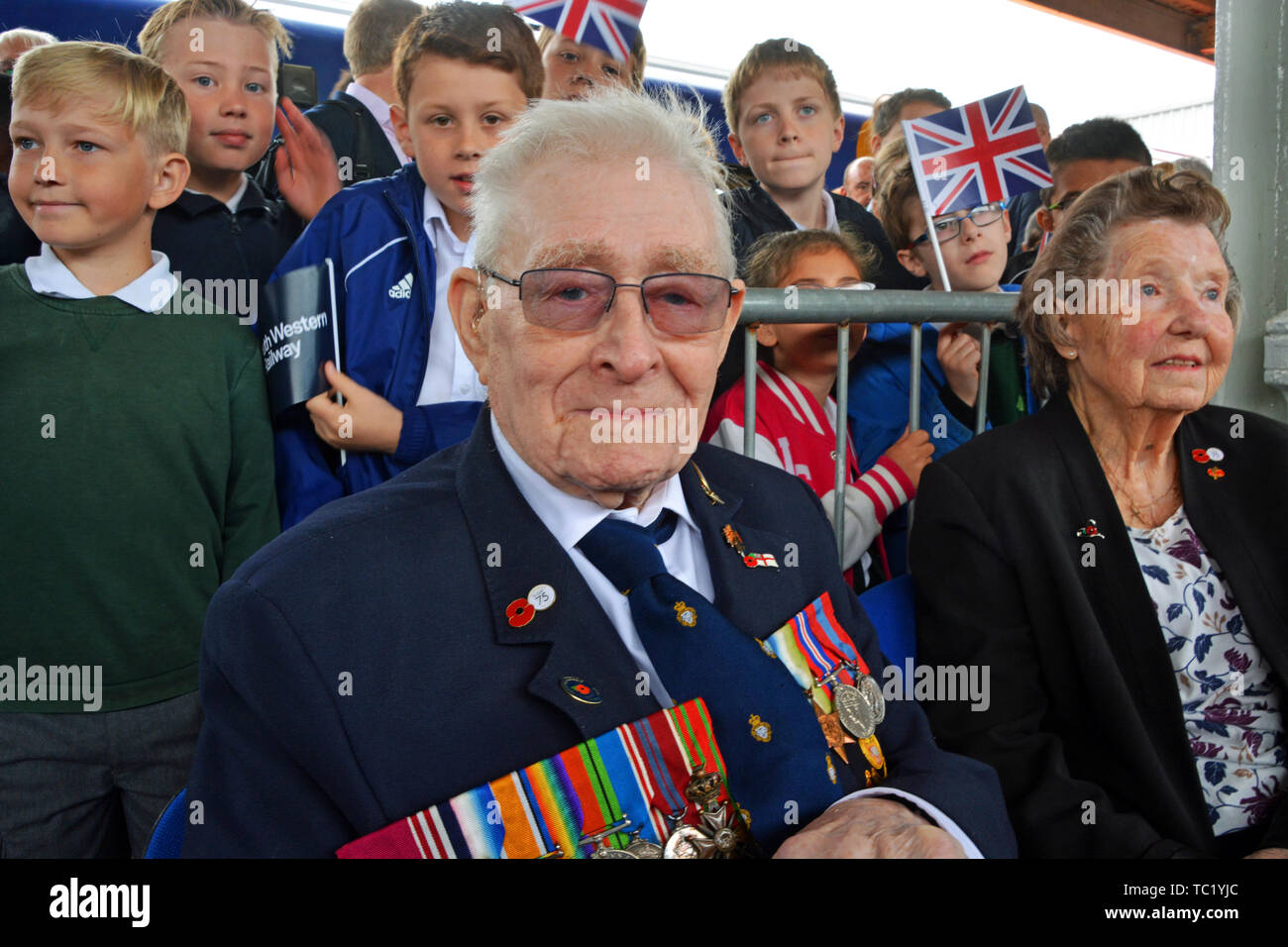 Second World War veteran Artificer Jimmy Ockendon, 97, from Portsmouth ...
