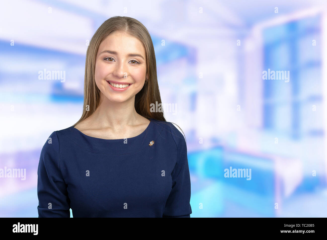 Woman smiling with perfect smile Stock Photo - Alamy