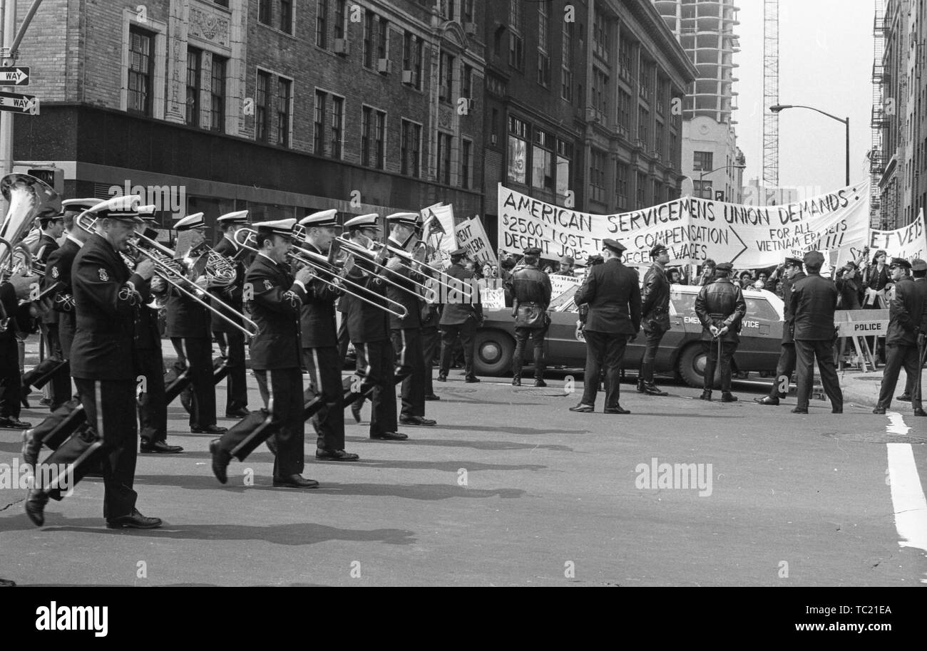 The way we were 1973 hi-res stock photography and images - Alamy