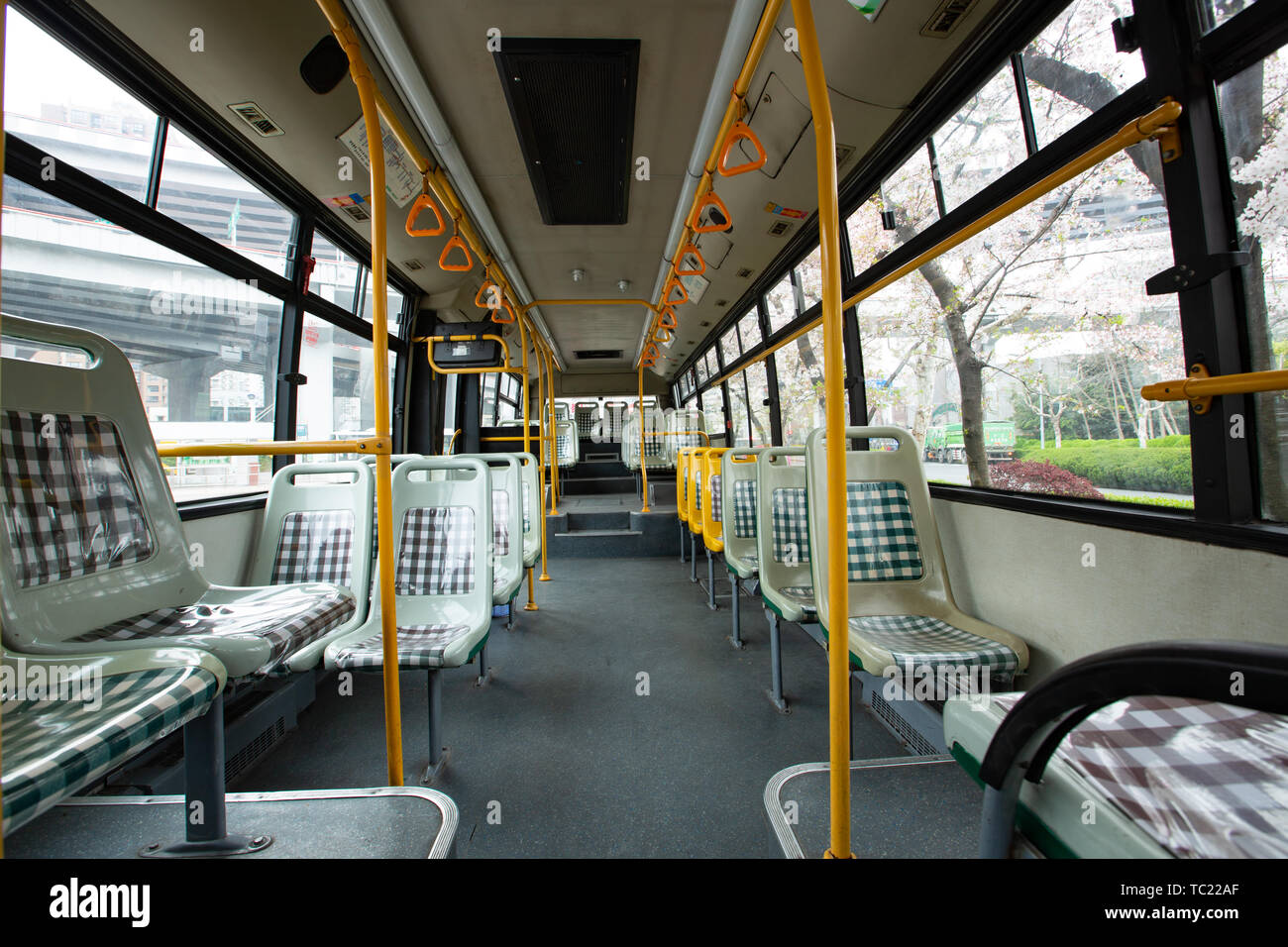 Nanpu bus station Stock Photo - Alamy