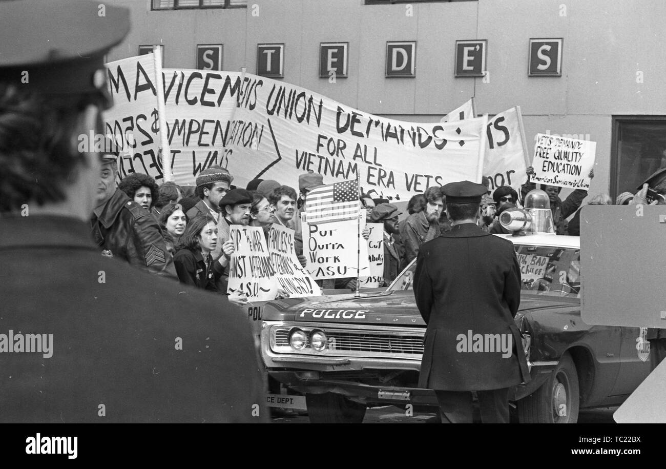 Protest police barricade Black and White Stock Photos & Images - Alamy