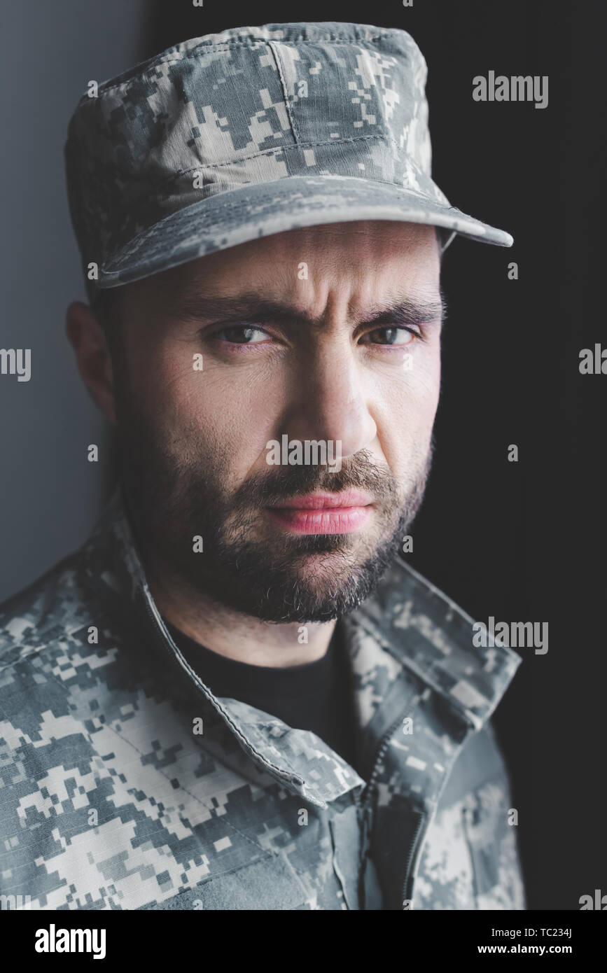 Bearded man in military uniform hi-res stock photography and images - Alamy