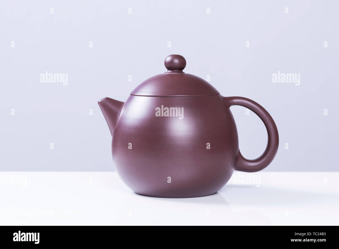 purple clay pot Stock Photo - Alamy