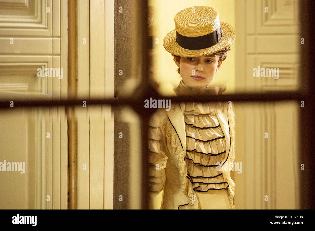 Colette keira knightley hi-res stock photography and images - Alamy