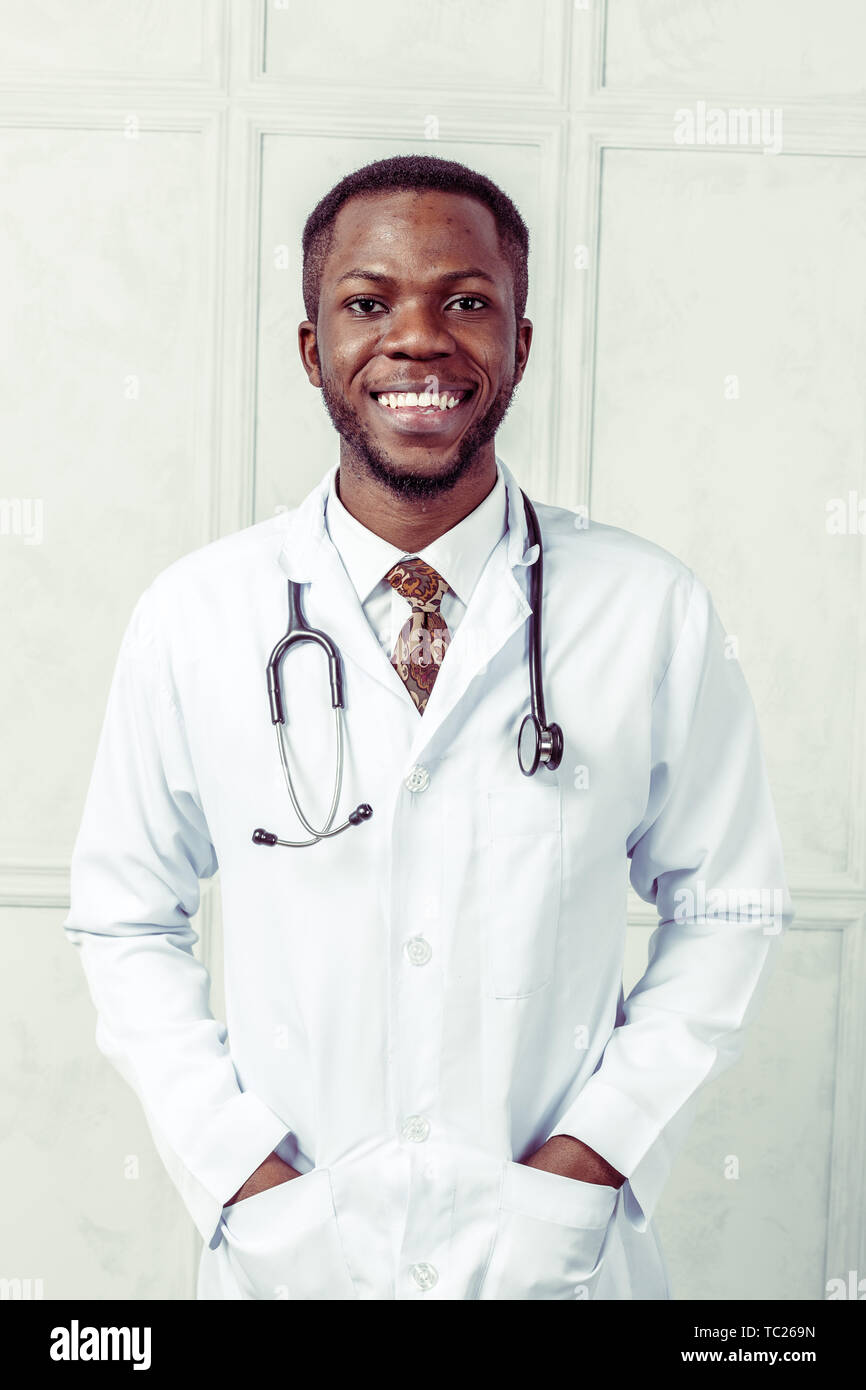 Medical physician doctor man Stock Photo - Alamy
