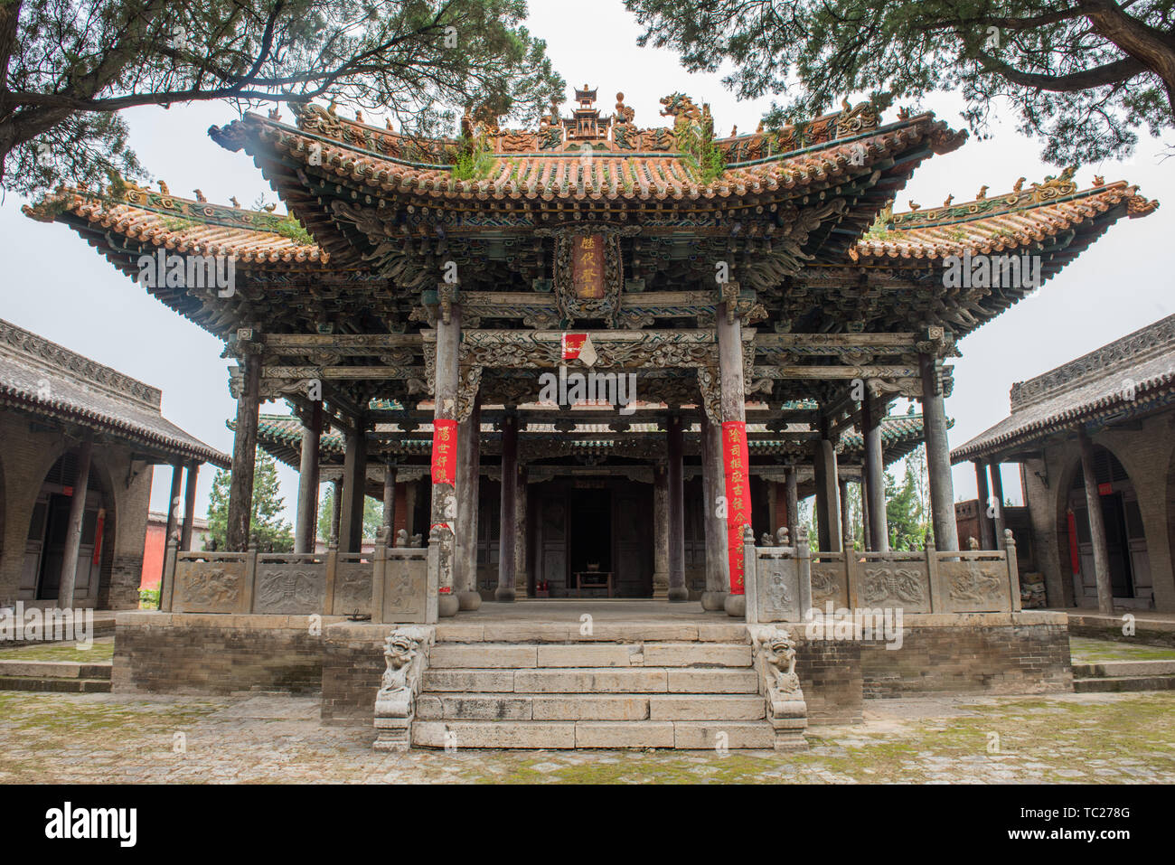 Dynasties and ancient buildings hi-res stock photography and images - Alamy