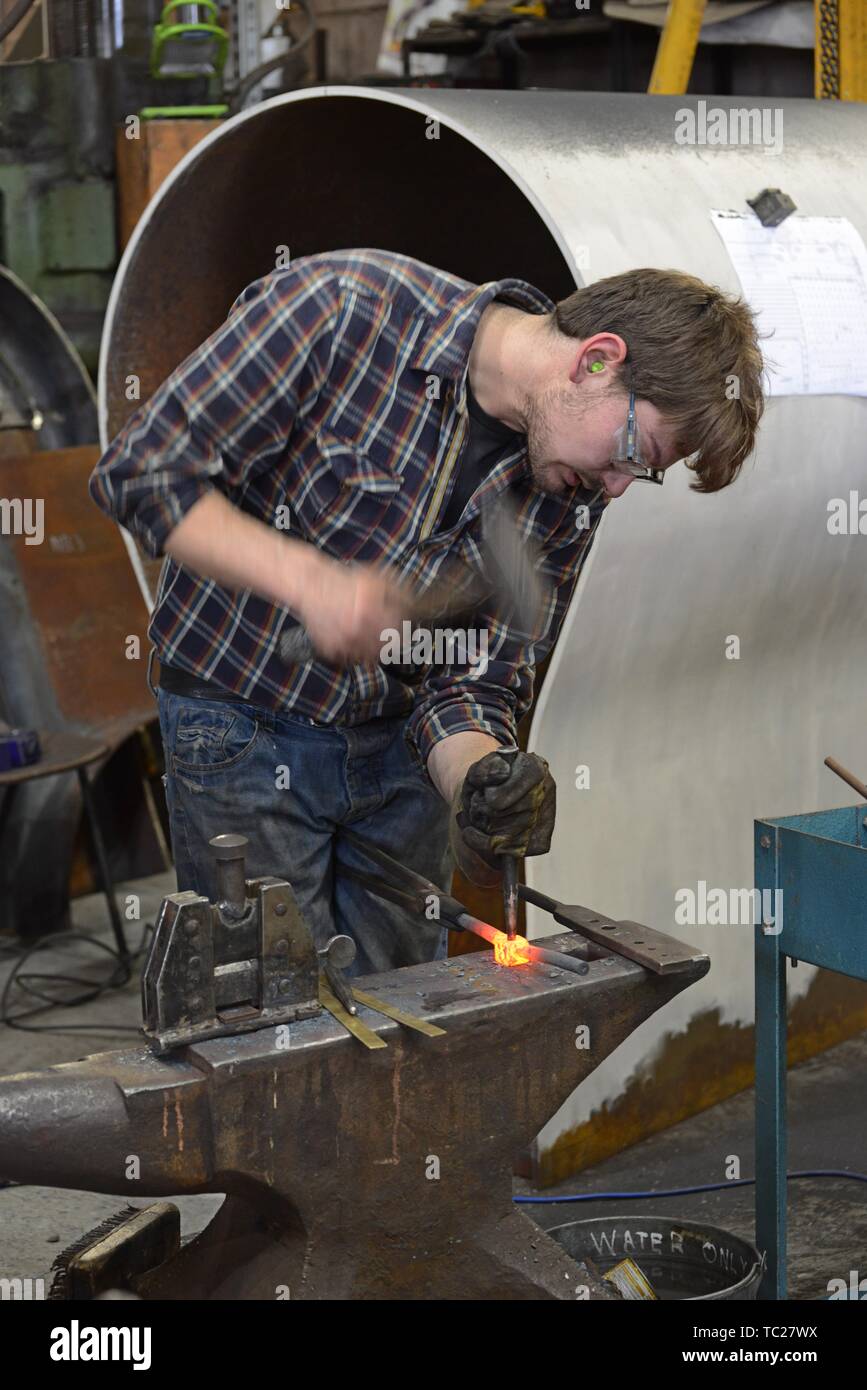 Forge_work hi-res stock photography and images - Alamy