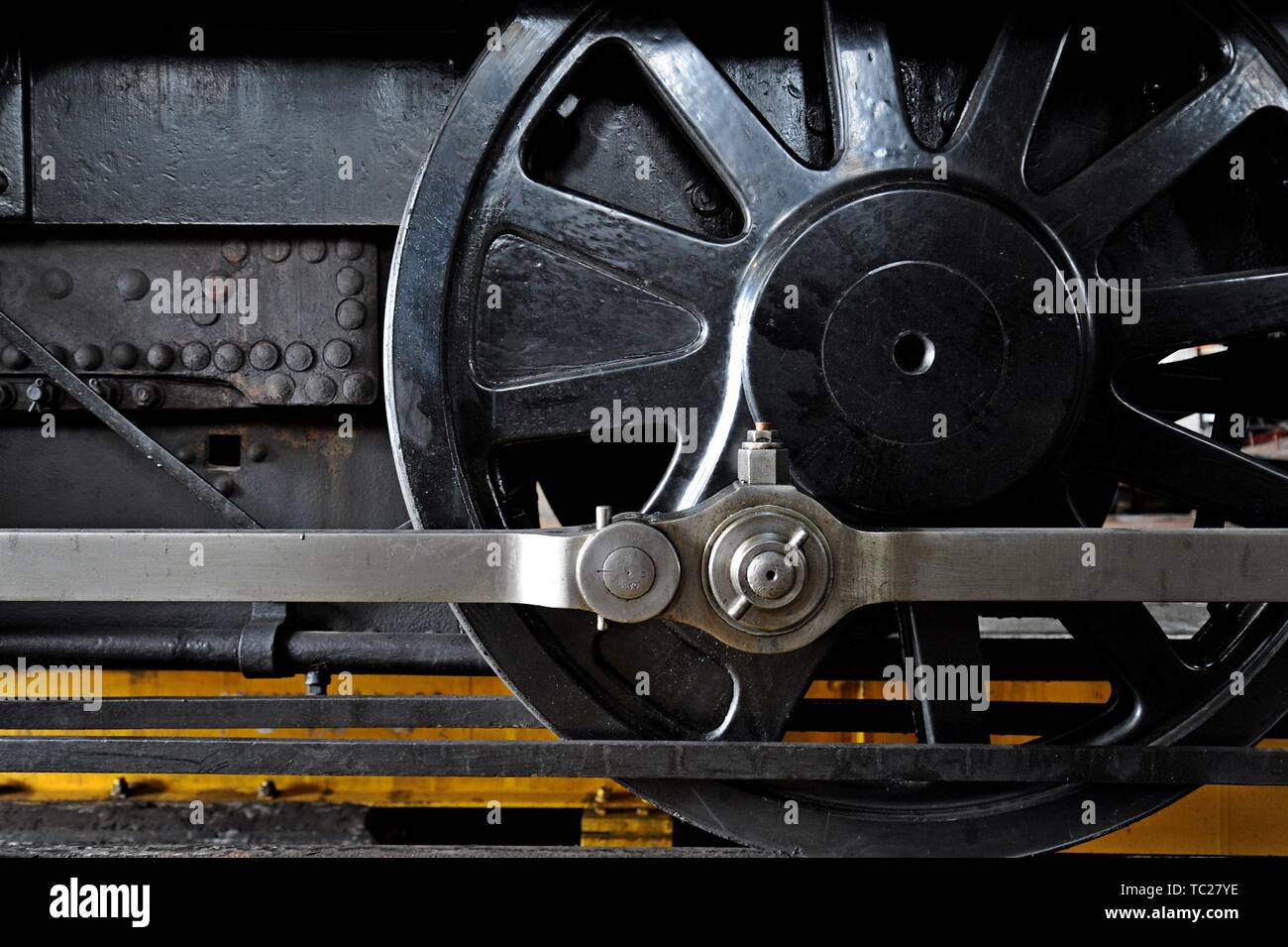 Wheel and coupling rod of former LNWR coal tank no 1054 at Bridgnorth ...
