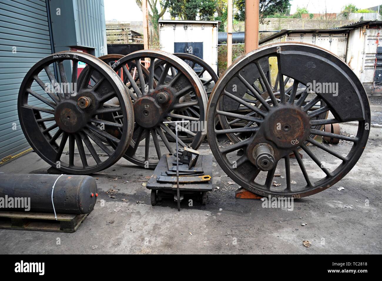 Driving wheels from a steam locomotive at Bridgnorth Railway Workshops ...